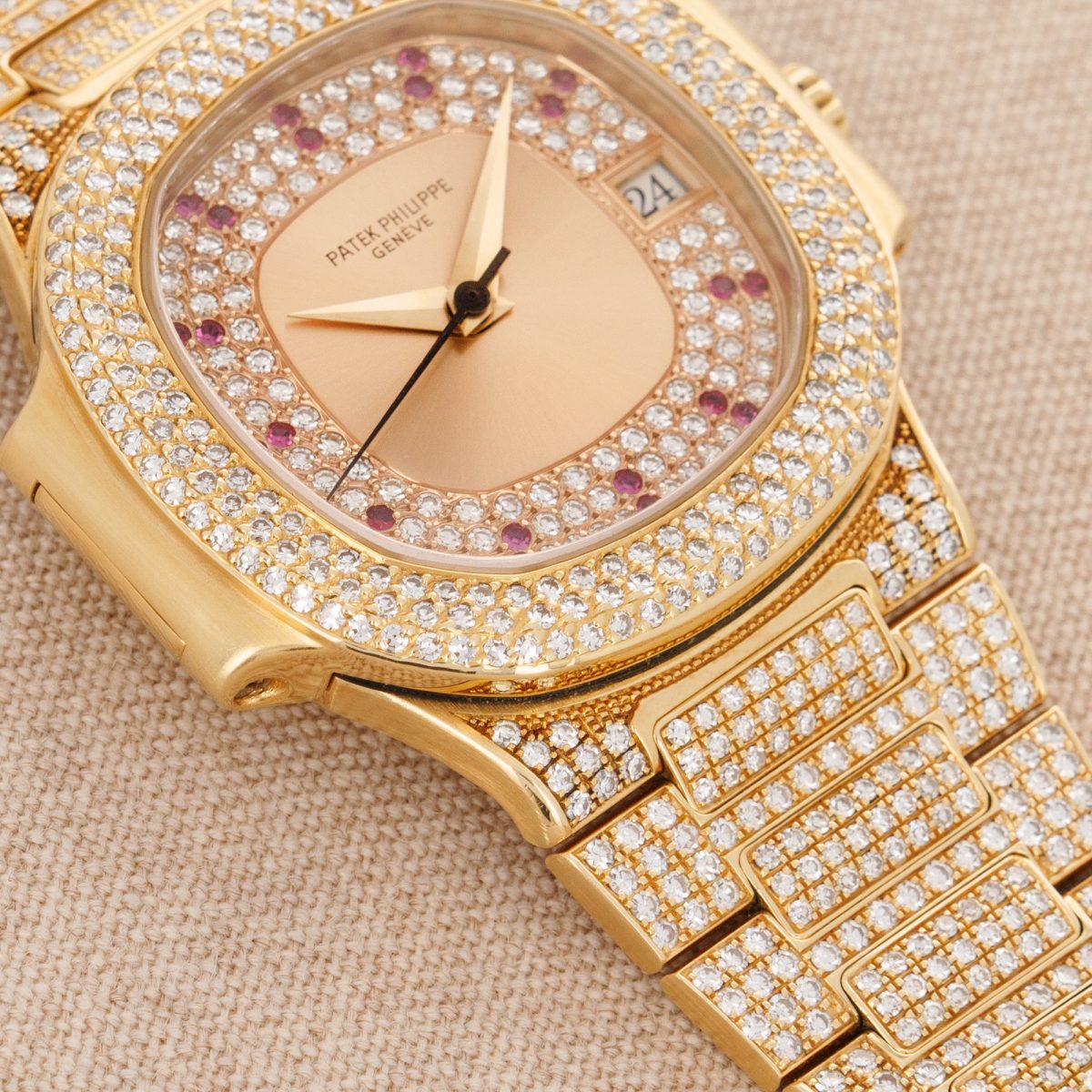 PATEK PHILIPPE YELLOW GOLD NAUTILUS REF. 3800 WITH FACTORY DIAMOND AND ...