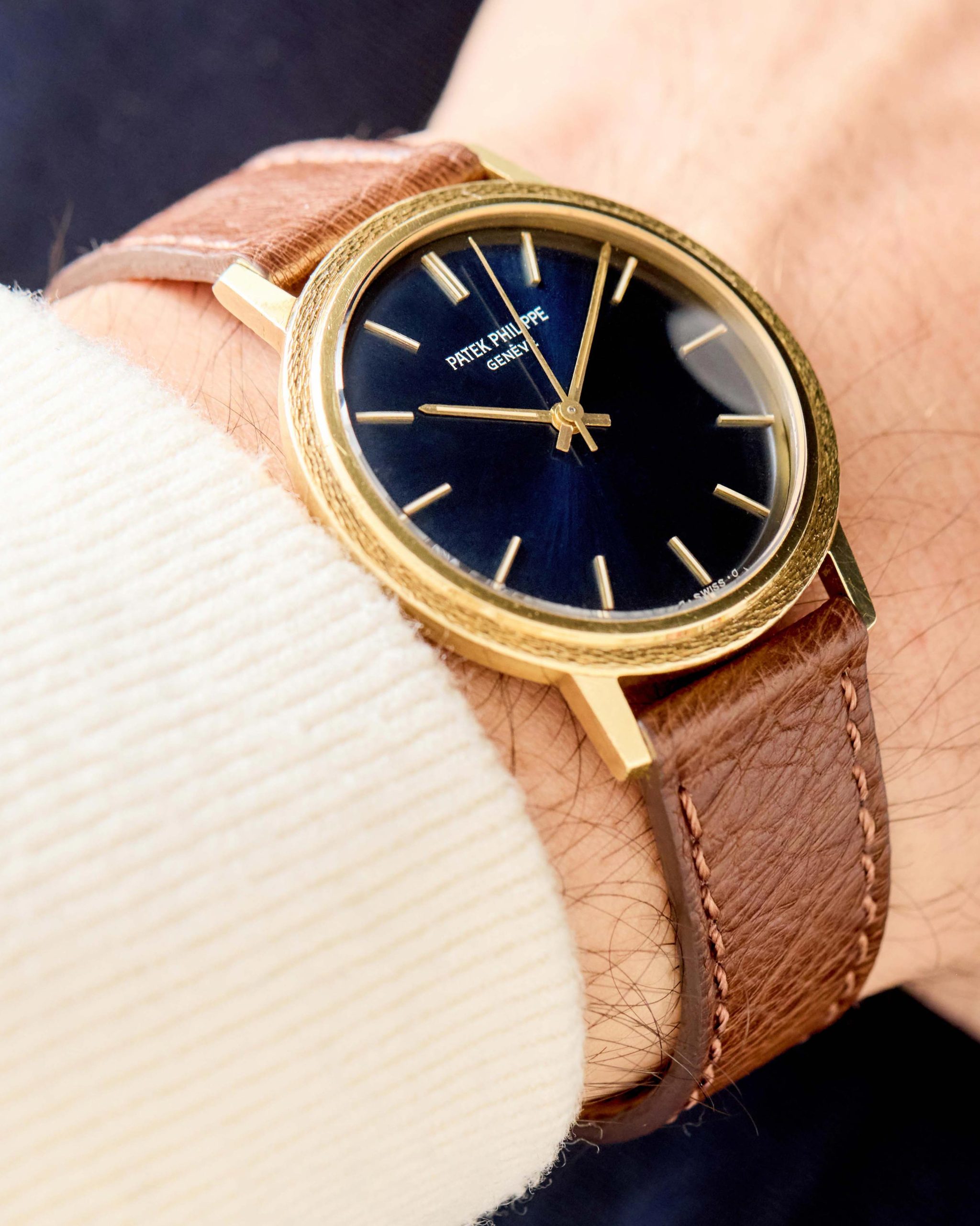 Patek Philippe Calatrava 3569 - Rolex Passion Market